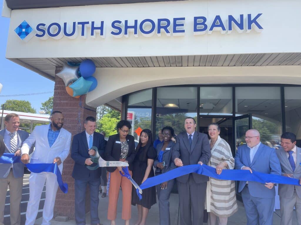 South Shore Bank Opens New Brockton Banking Center - Banker & Tradesman